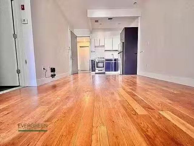3 Bedrooms at 751 Dekalb Avenue for $3,500 by Rental Office