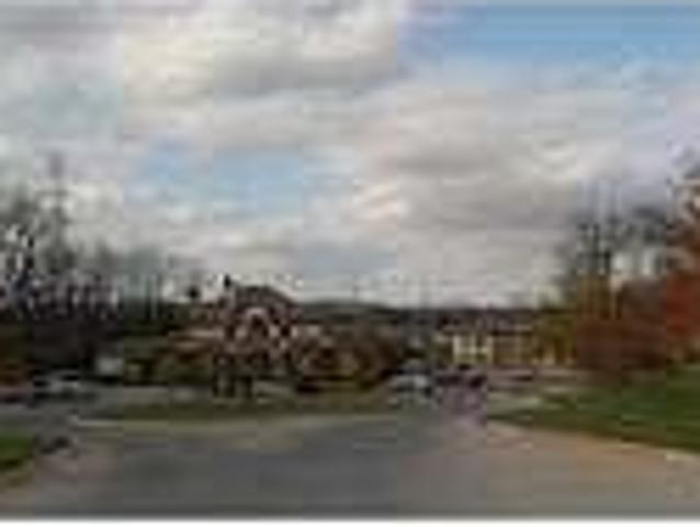 3 bedrooms Apartment This beautiful rental is located in the Dallas area
