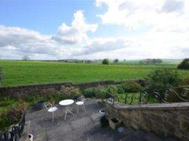 3 Bedrooms Bungalow for rent in Main Street, Badsworth, Pontefract WF9
