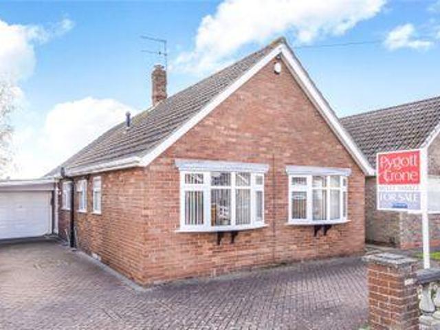 3 Bedrooms Bungalow for sale in Meadowlake Crescent, Lincoln LN6