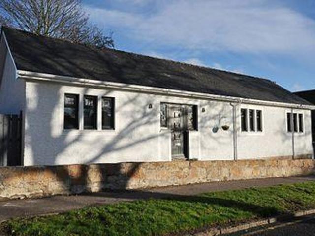 3 Bedrooms Bungalow for sale in Alloway Avenue, Kilmarnock, East Ayrshire KA3