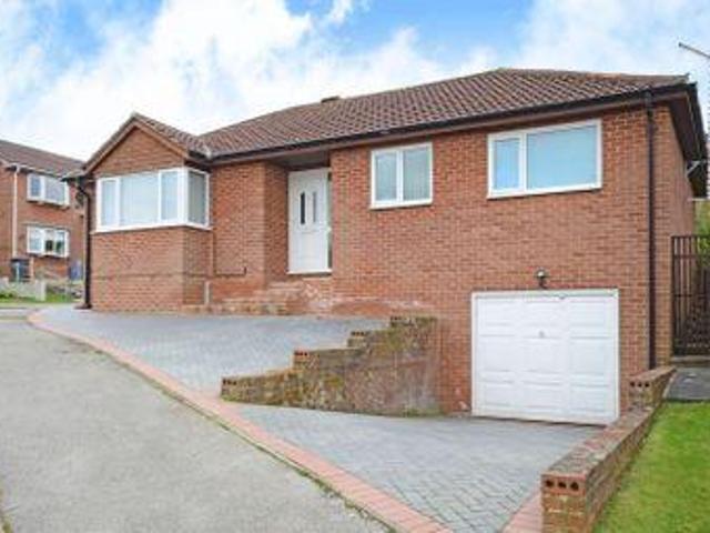 3 Bedrooms Bungalow for sale in Ardsley Close, Owlthorpe, Sheffield S20