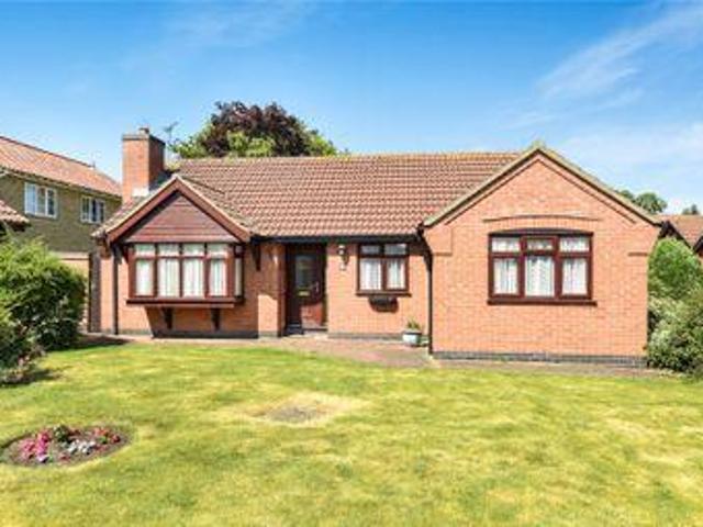 3 Bedrooms Bungalow for sale in Bells Meadow, Heighington LN4