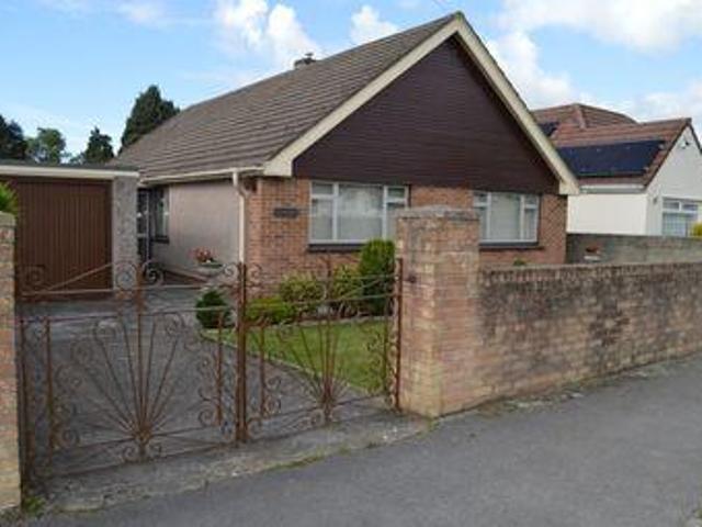 3 Bedrooms Bungalow for sale in Fairfield Rise, Llantwit Major CF61
