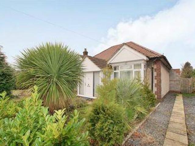 3 Bedrooms Bungalow for sale in Gloucester Road, Patchway, Bristol BS34