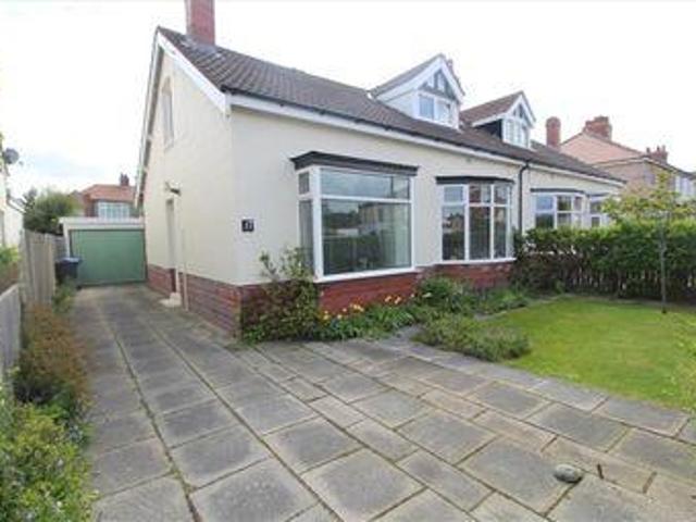 3 Bedrooms Bungalow for sale in St Davids Avenue, Thornton Cleveleys FY5