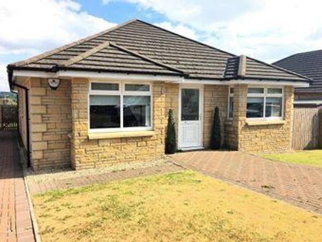 3 Bedrooms Bungalow for sale in Strathearn Drive, Plains Nr. Airdrie ML6