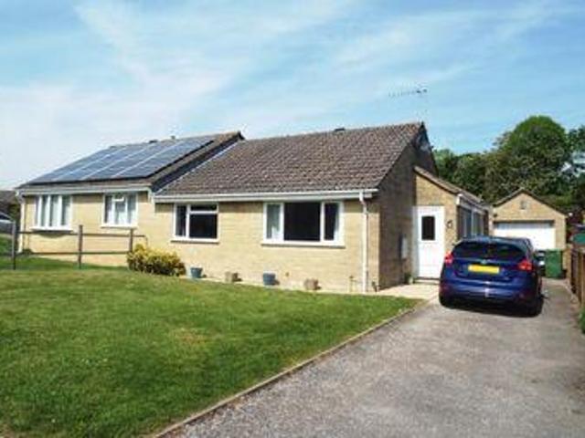 3 Bedrooms Bungalow for sale in Springfield Road, Wincanton BA9