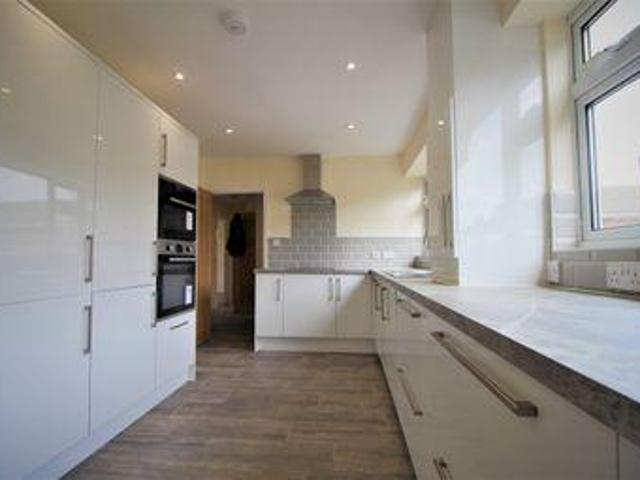 3 Bedrooms Bungalow for sale in Woodmere Avenue, Shirley CR0