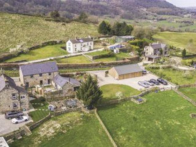 3 Bedrooms Barn conversion for sale in Walnut Barn, Ashover Hay, Ashover, Derbyshire S45
