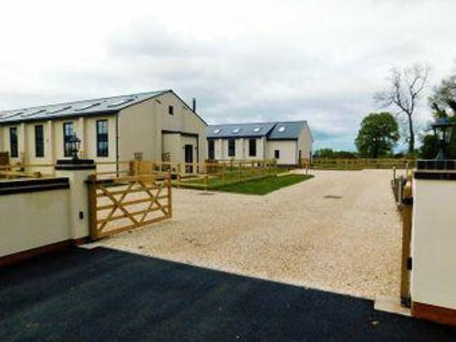 3 Bedrooms Barn conversion for sale in High Onn, Church Eaton, Stafford ST20