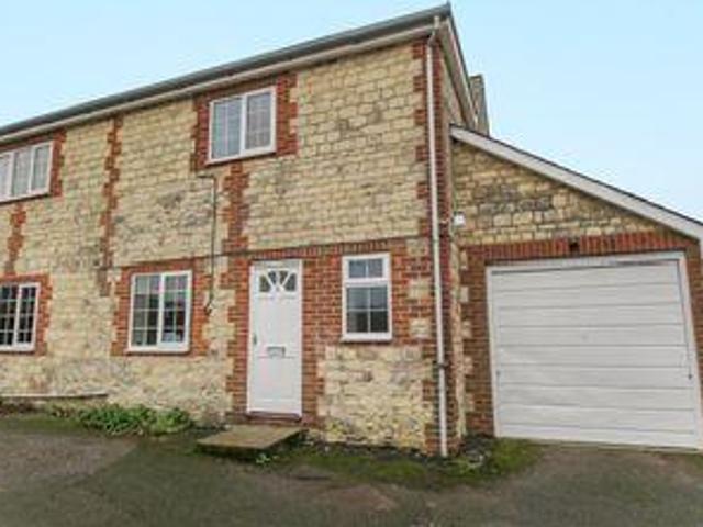 3 Bedrooms Cottage for rent in Selborne Road, West Worldham, Alton GU34