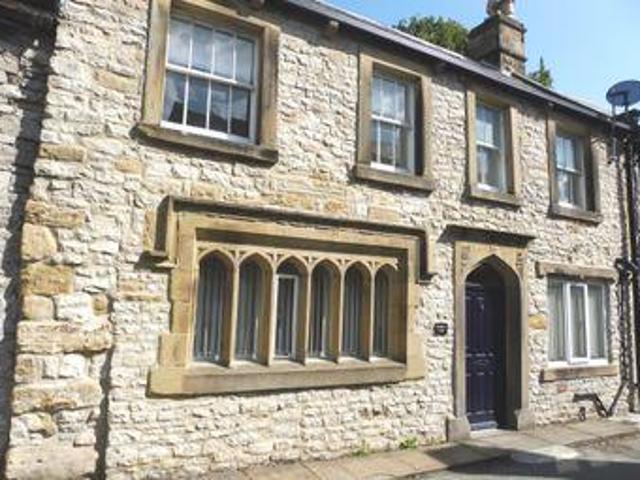 3 Bedrooms Cottage for rent in Pursglove Road, Tideswell, Buxton SK17