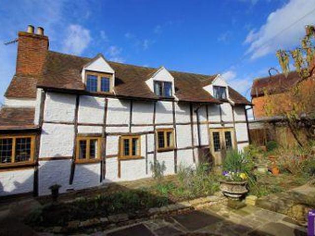3 Bedrooms Cottage for sale in Hillend, Twyning, Tewkesbury GL20