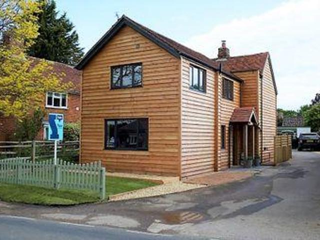 3 Bedrooms Cottage for sale in Main Road, Kingsley, Bordon GU35