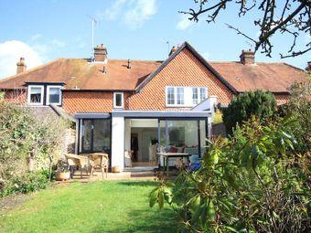 3 Bedrooms Cottage for sale in Summerleys Road, Princes Risborough HP27