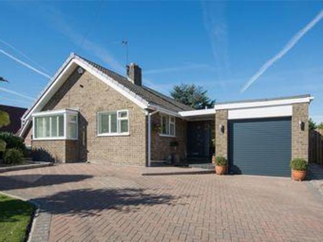 3 Bedrooms Detached bungalow for sale in Main Street, Wheldrake, York YO19