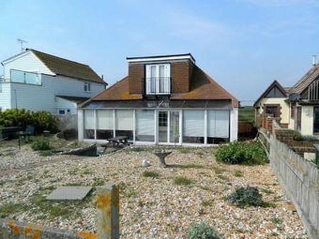 3 Bedrooms Detached bungalow for sale in Normans Bay, Pevensey, East Sussex BN24