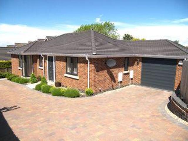 3 Bedrooms Detached bungalow for sale in Over Lane, Belper DE56