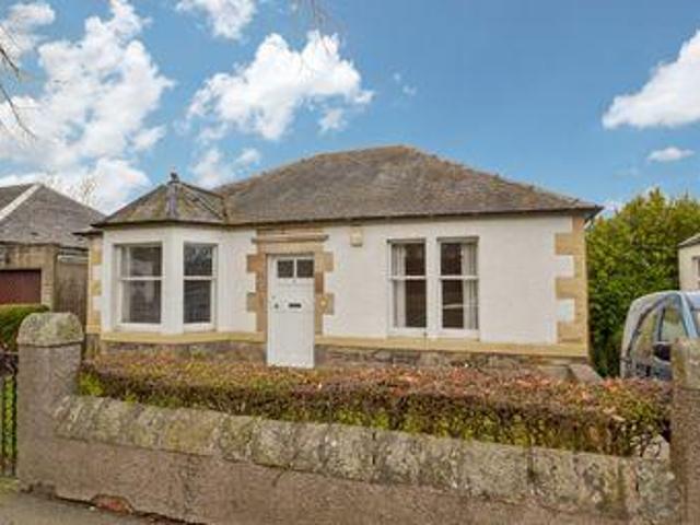3 Bedrooms Detached bungalow for sale in Aberdour Road, Dunfermline KY11