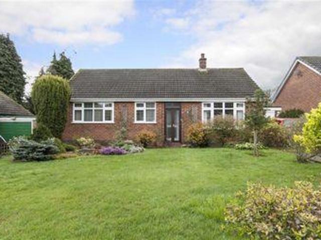 3 Bedrooms Detached bungalow for sale in Cooke Close, Old Tupton, Chesterfield S42