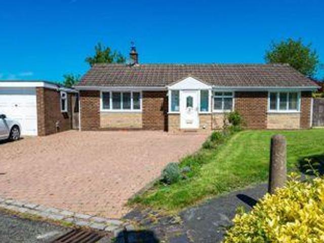 3 Bedrooms Detached bungalow for sale in Eavesdale, Skelmersdale WN8