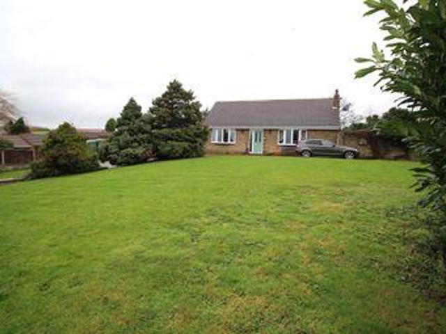 3 Bedrooms Detached bungalow for sale in Edlington Lane, Old Edlington, Doncaster DN12