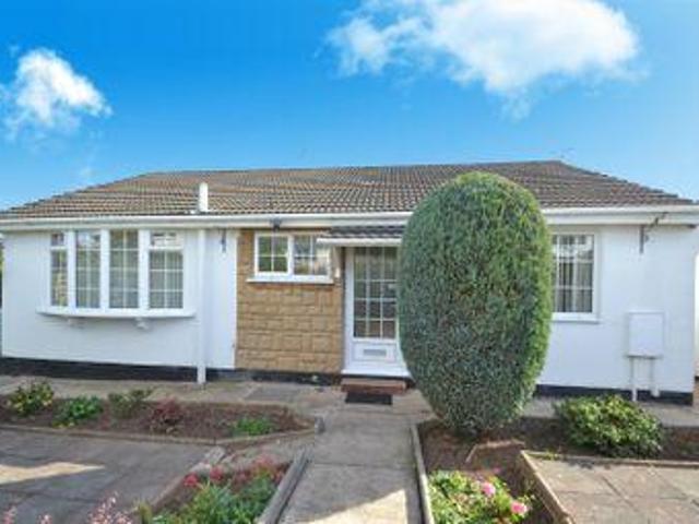 3 Bedrooms Detached bungalow for sale in Fern Lea Avenue, Cotgrave, Nottingham NG12