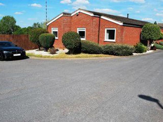3 Bedrooms Detached bungalow for sale in Greendale Road, Coventry CV5