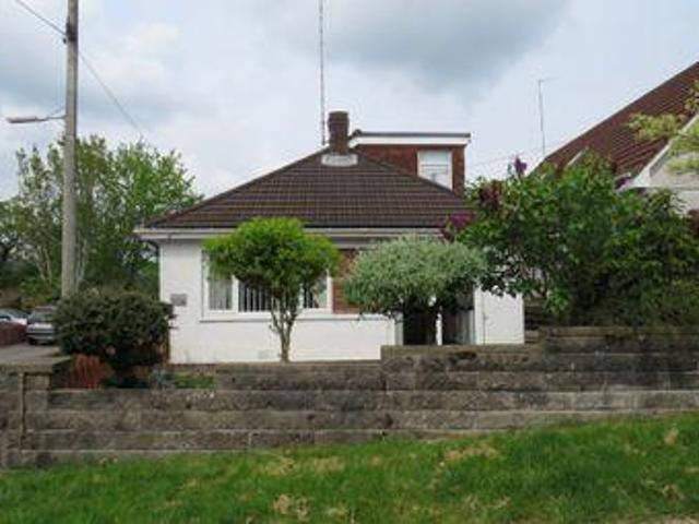 3 Bedrooms Detached bungalow for sale in Lewis Street, Pontyclun CF72