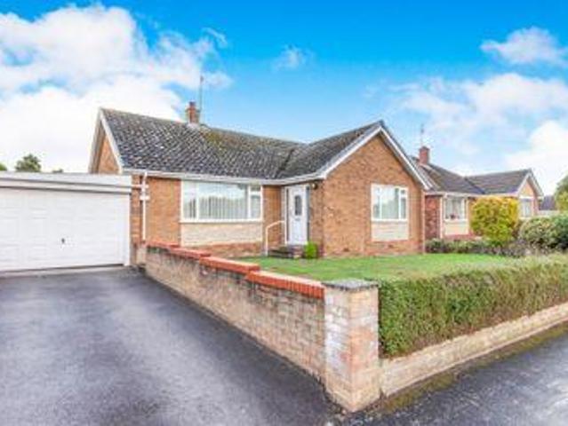 3 Bedrooms Detached bungalow for sale in Lilac Grove, Bawtry, Doncaster DN10
