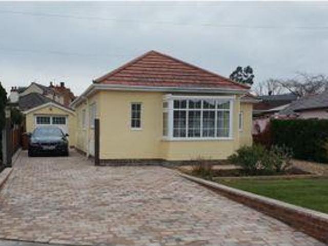 3 Bedrooms Detached bungalow for sale in Lower Aston Hall Lane, Hawarden, Deeside CH5
