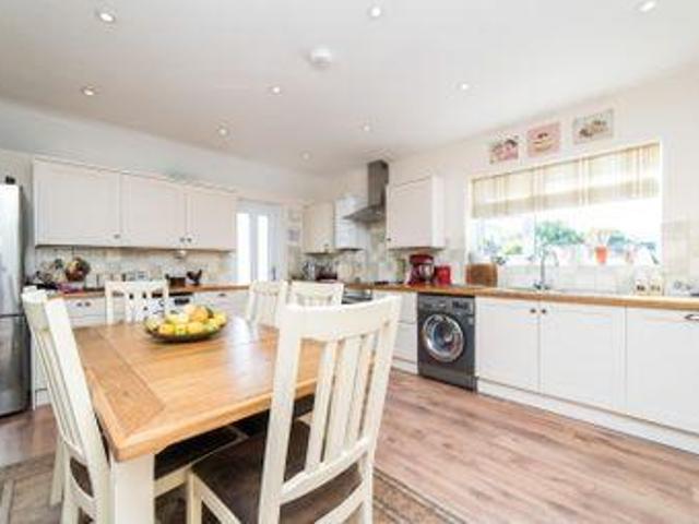 3 Bedrooms Detached bungalow for sale in Rough Common Road, Rough Common, Canterbury CT2