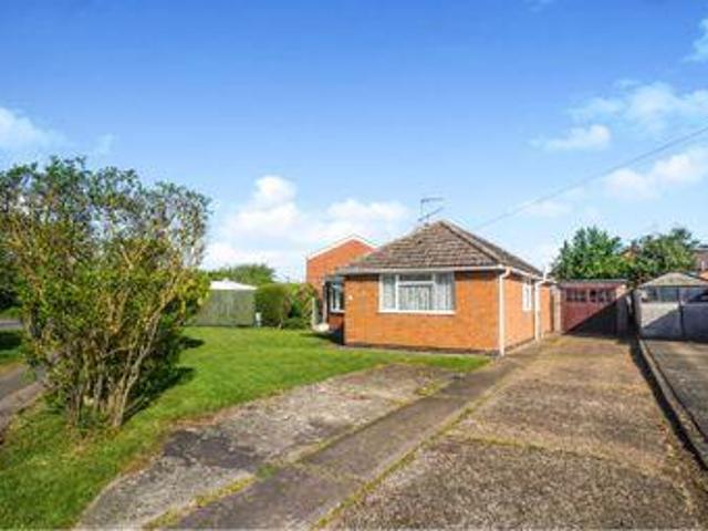 3 Bedrooms Detached bungalow for sale in Torksey Avenue, Saxilby LN1