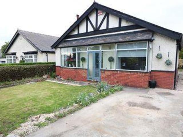 3 Bedrooms Detached bungalow for sale in Wickersley Road, Stag, Rotherham, South Yorkshire S60