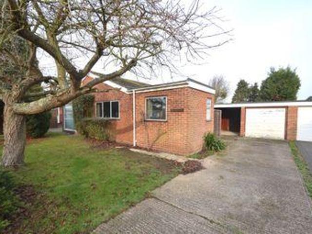 3 Bedrooms Detached bungalow for sale in Willant Close, Maidenhead SL6