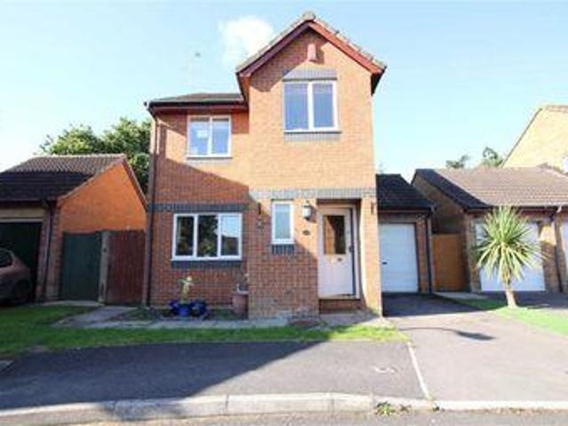 3 Bedrooms Detached house for rent in Meadgate, Emersons Green, Bristol BS16