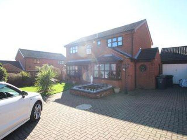 3 Bedrooms Detached house for rent in Aintree Close, Kimberley, Nottingham NG16