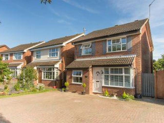 3 Bedrooms Detached house for rent in Anns Close, Aylesbury HP21