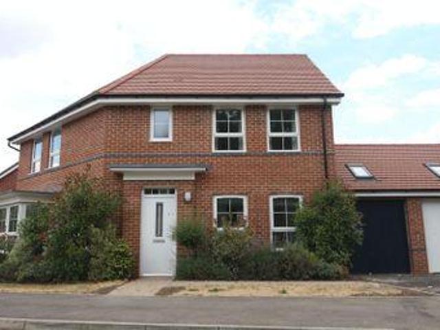 3 Bedrooms Detached house for rent in Argus Gardens, Hemel Hempstead HP2