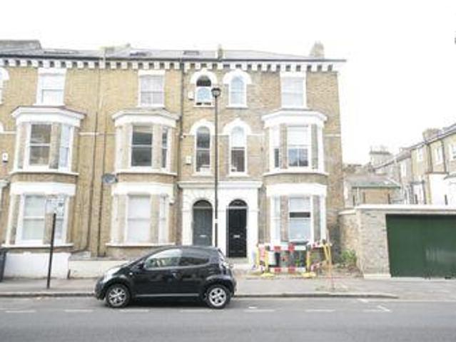 3 Bedrooms Detached house for rent in Chantrey Road, London SW9