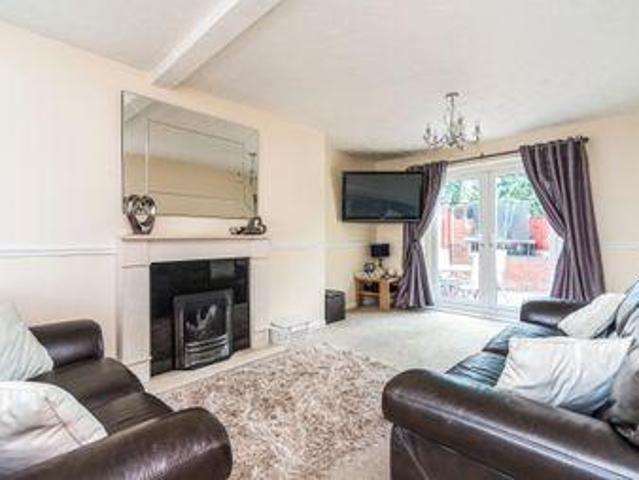 3 Bedrooms Detached house for rent in Corporation Road, Dudley DY2