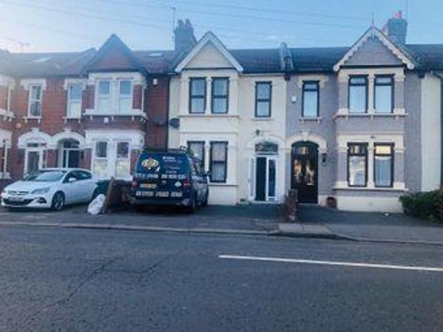 3 Bedrooms Detached house for rent in Coventry Road, Commonwealth IG1