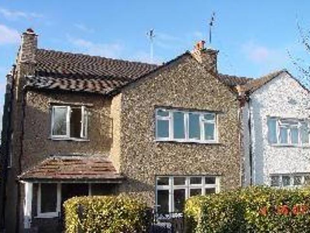 3 Bedrooms Detached house for rent in Decoy Avenue, London NW11