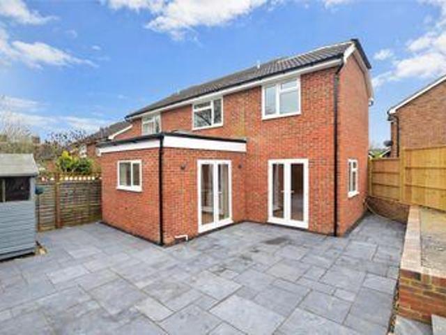 3 Bedrooms Detached house for rent in Doddington Court, Maidstone ME16