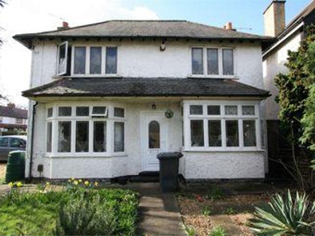 3 Bedrooms Detached house for rent in Dovecote Lane, Beeston, Nottingham NG9