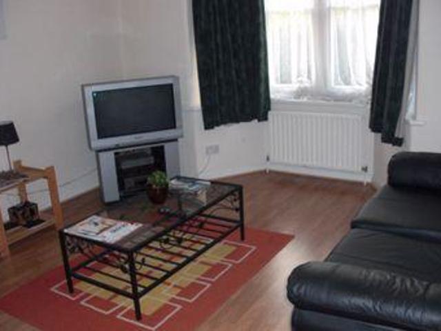 3 Bedrooms Detached house for rent in Franciscan Road, London SW17