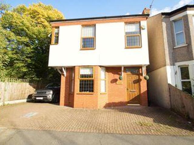3 Bedrooms Detached house for rent in Gwydyr Road, Bromley BR2