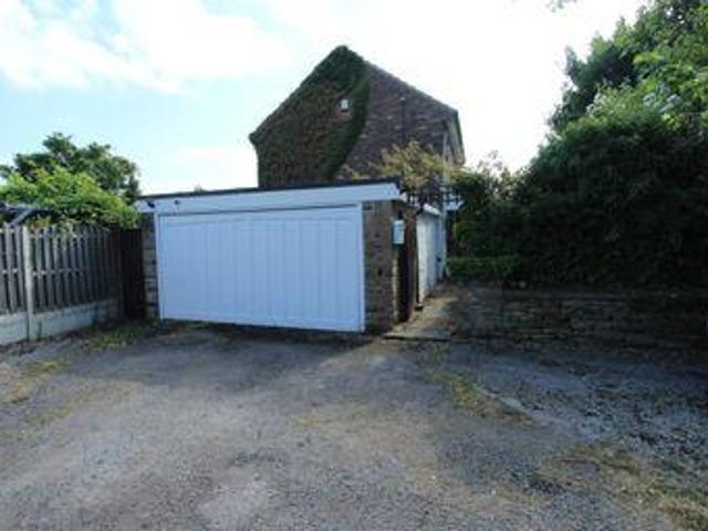 3 Bedrooms Detached house for rent in Graves Trust Homes, Greenhill Avenue, Sheffield S8
