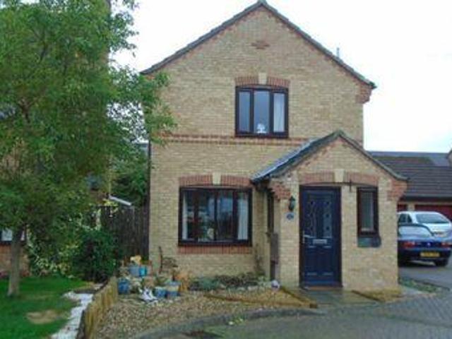 3 Bedrooms Detached house for rent in Grovebury Court, Wootton, Bedford MK43
